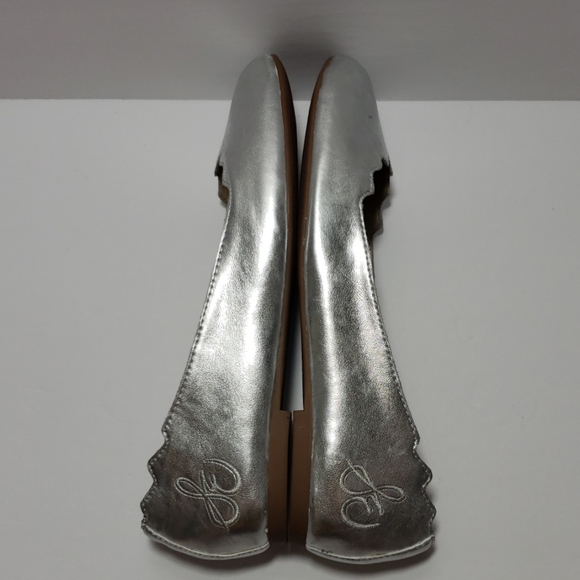 Sam Edelman | Shoes | Sam Edelman Fennegan Silver Metallic Flats 65 Euc ...